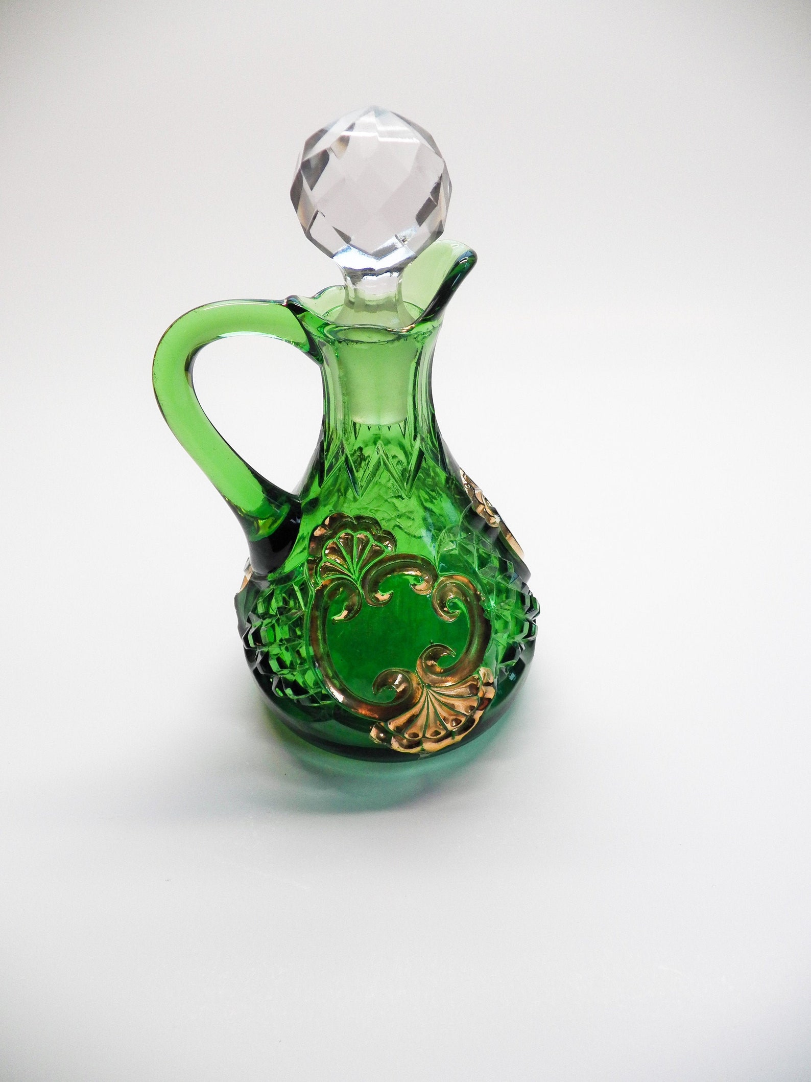 Antique CROESUS Emerald Green Glass Cruet 1897 Product of the Riverside ...