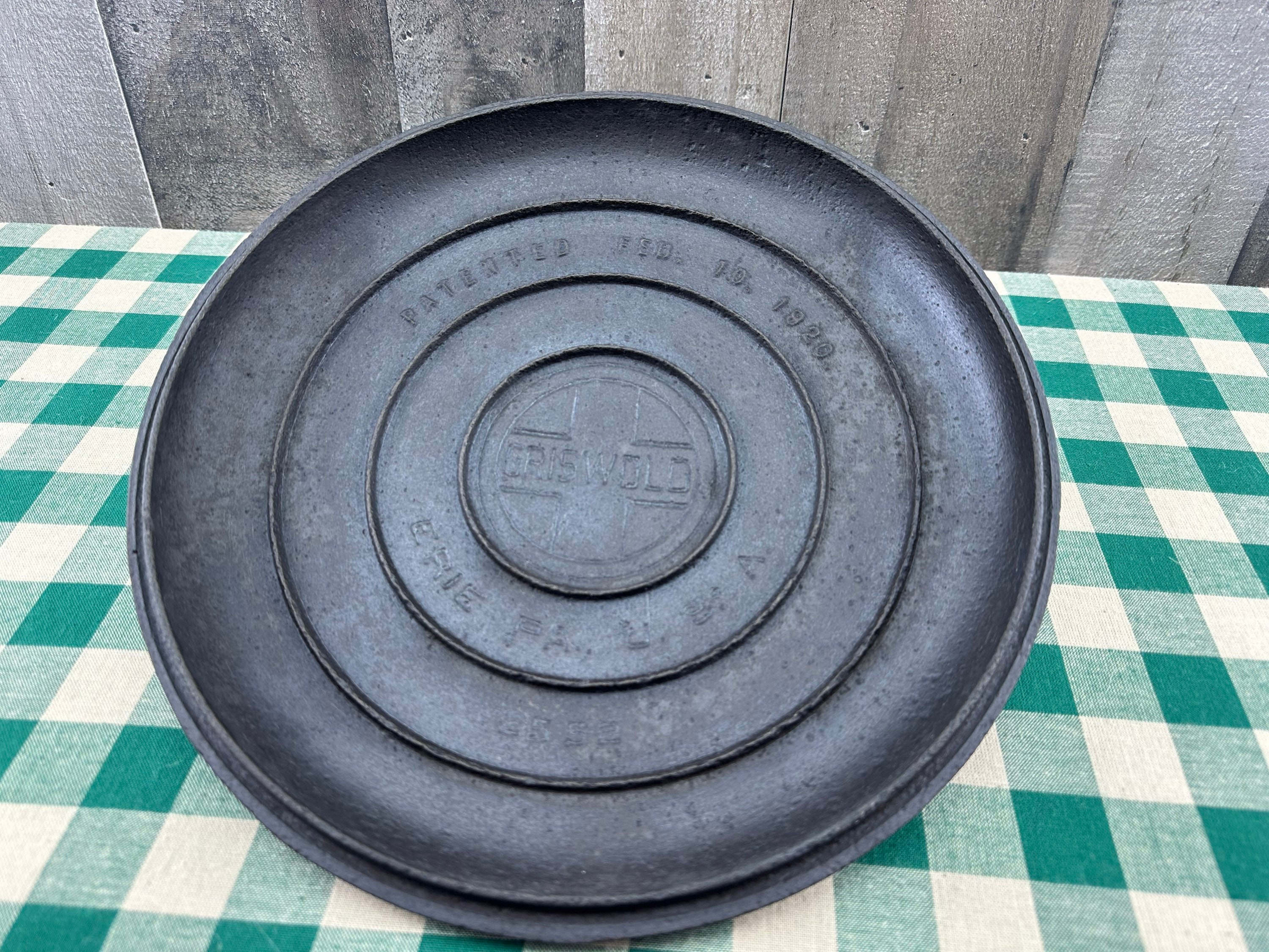 Griswold No.9 Raised Letters Tite Top Cast Iron Dutch Oven - Etsy