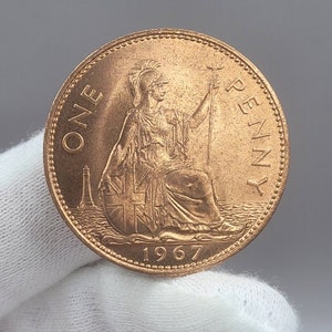 Genuine 1967 Great Britain - Elizabeth II One Penny - Uncirculared ...