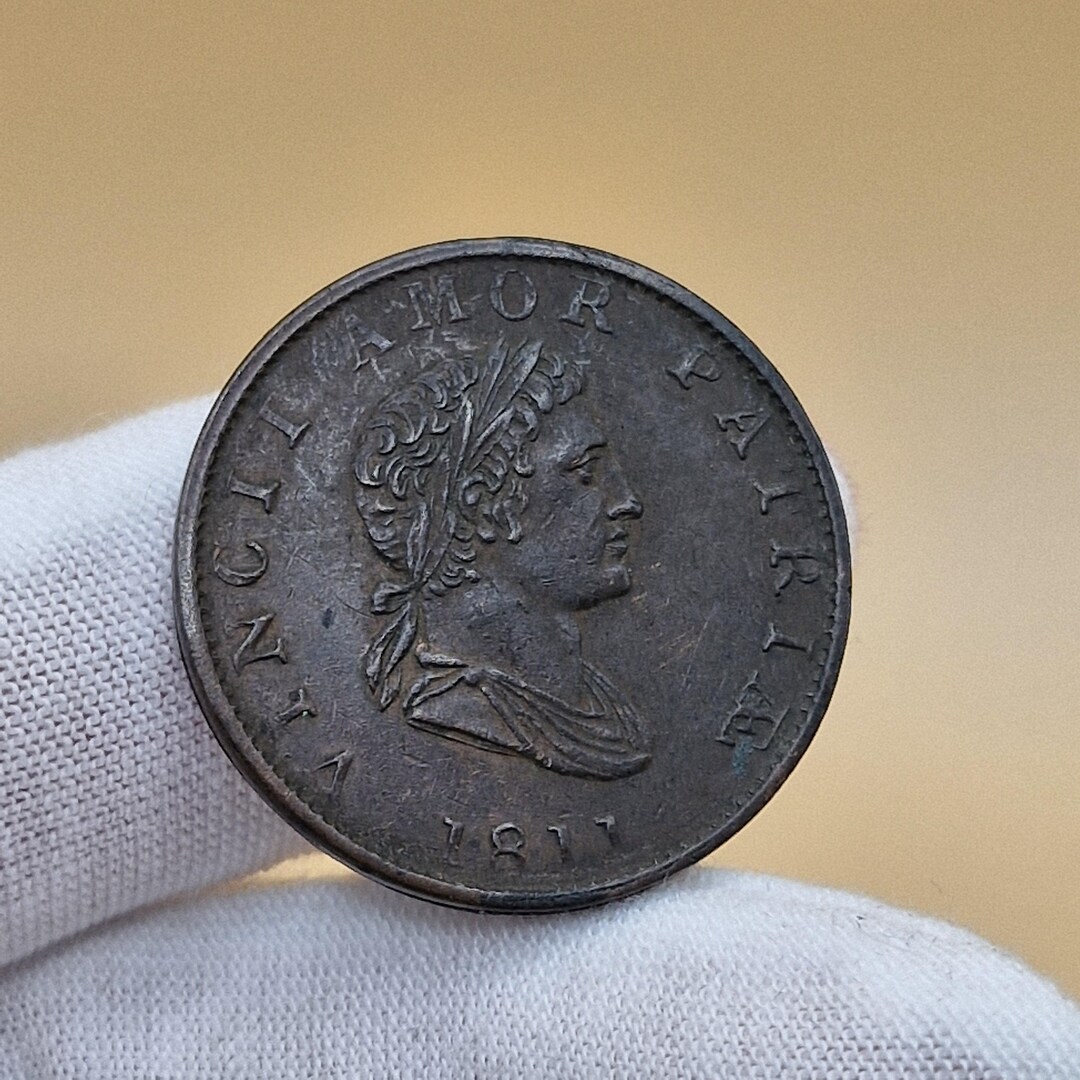 Genuine 1811 British Copper Company Half Penny Token VINCIT AMOR PATRIÆ ...