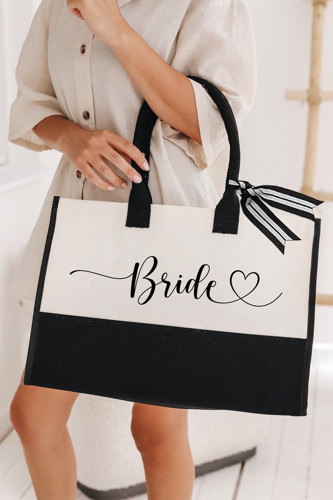 Custom Name Bride Tote Bag, Bridesmaid Totes, Bridal Party Gifts ...