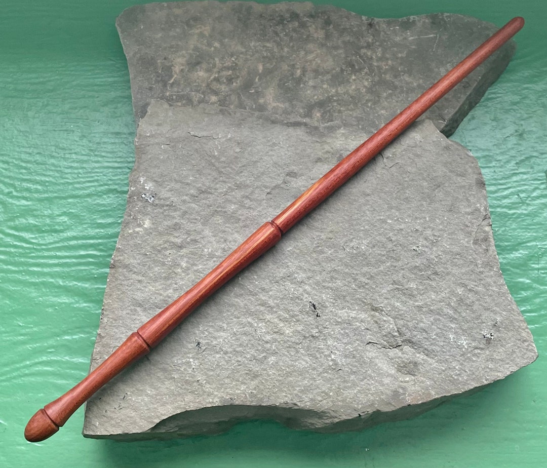 Bloodwood Ritual Wand – Pagan Altar Wand - Etsy