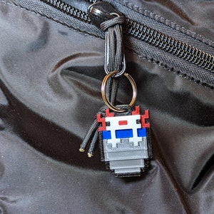 Minecraft Axolotl in a Bucket Keyring. Great for Backpacks, Lunchbags ...