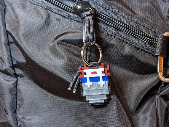 Minecraft Axolotl in a Bucket Keyring. Great for Backpacks | Etsy