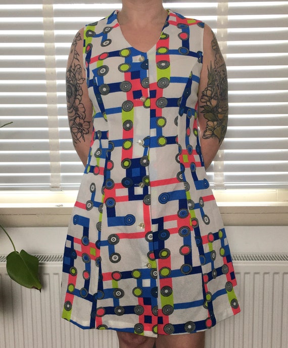 EU40 UK12 1970s Vintage Mini Dress with Bright Pink a… - Gem