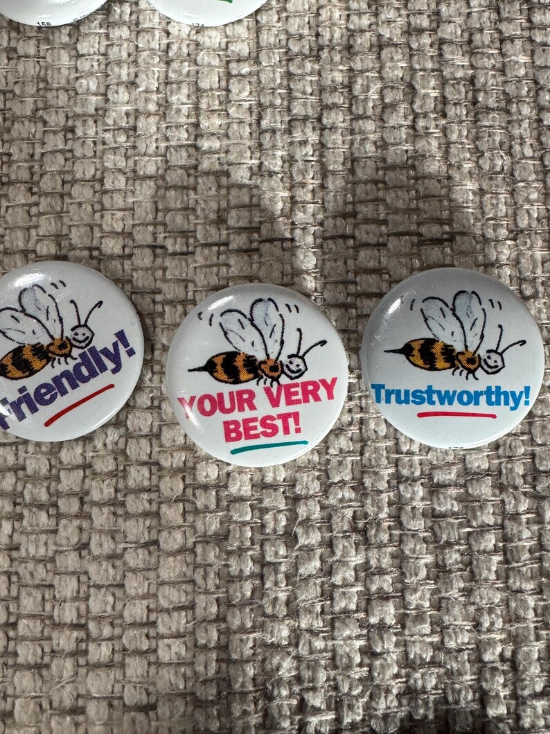 Vintage Bee Motivational Reading Buttons 7 Pin Publisher Promo Set ...