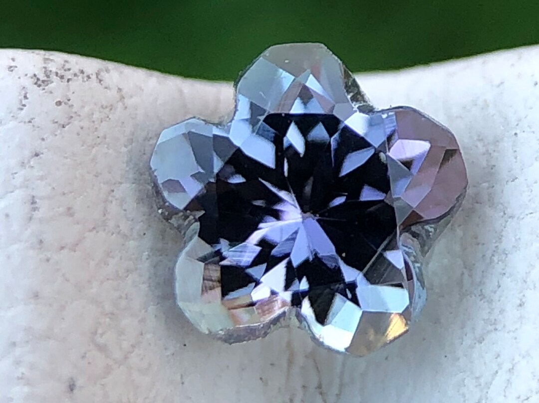 Rare Flower Cut Tanzanite Zoisite Beautiful BI Colour Rare Sunflower ...