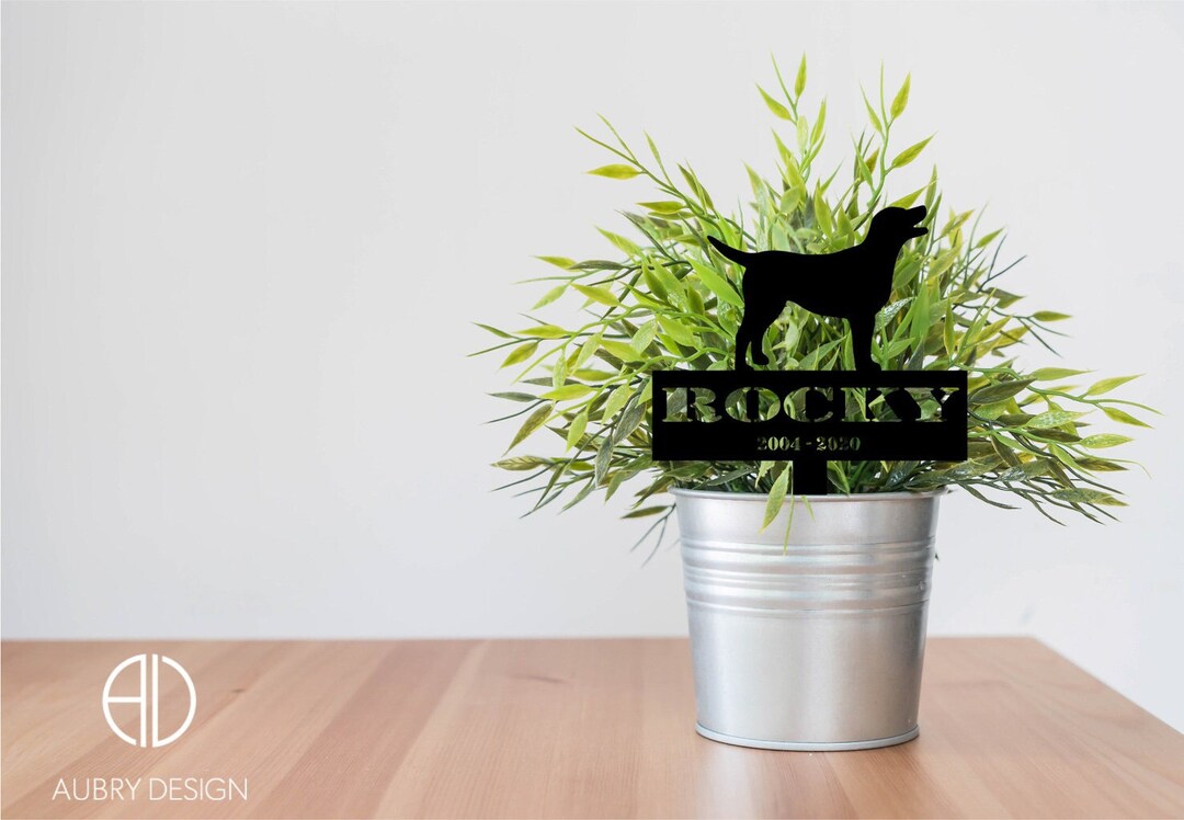 Labrador Retriever: Dog Grave Marker. Black Acrylic Commemorative ...