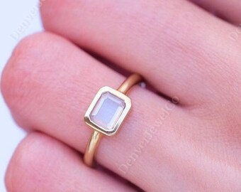 Portrait Cut Ring - Etsy