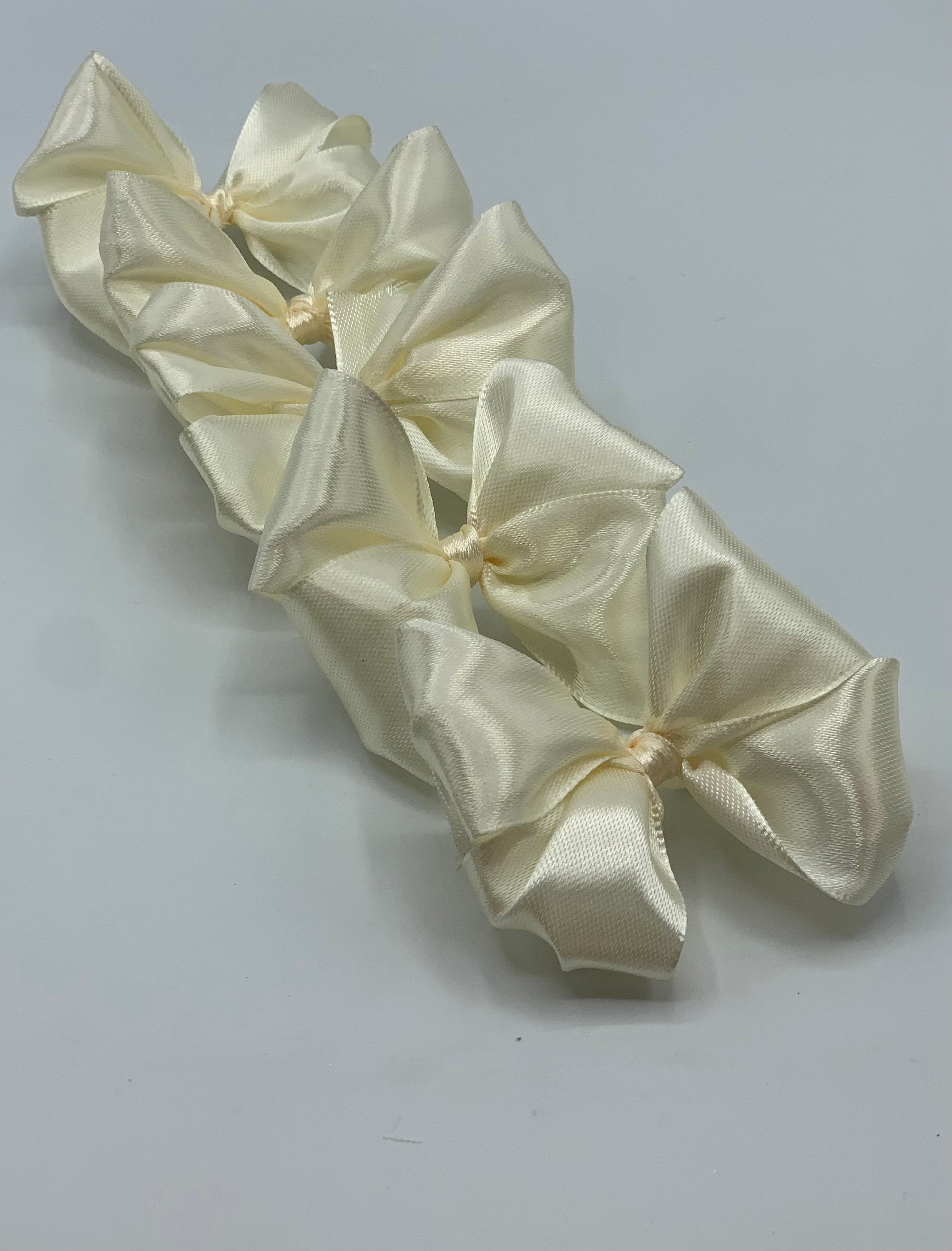 12 Treat Bows - Rice Krispie Bows - Cake Pop Bows - Cakesicles Bows ...