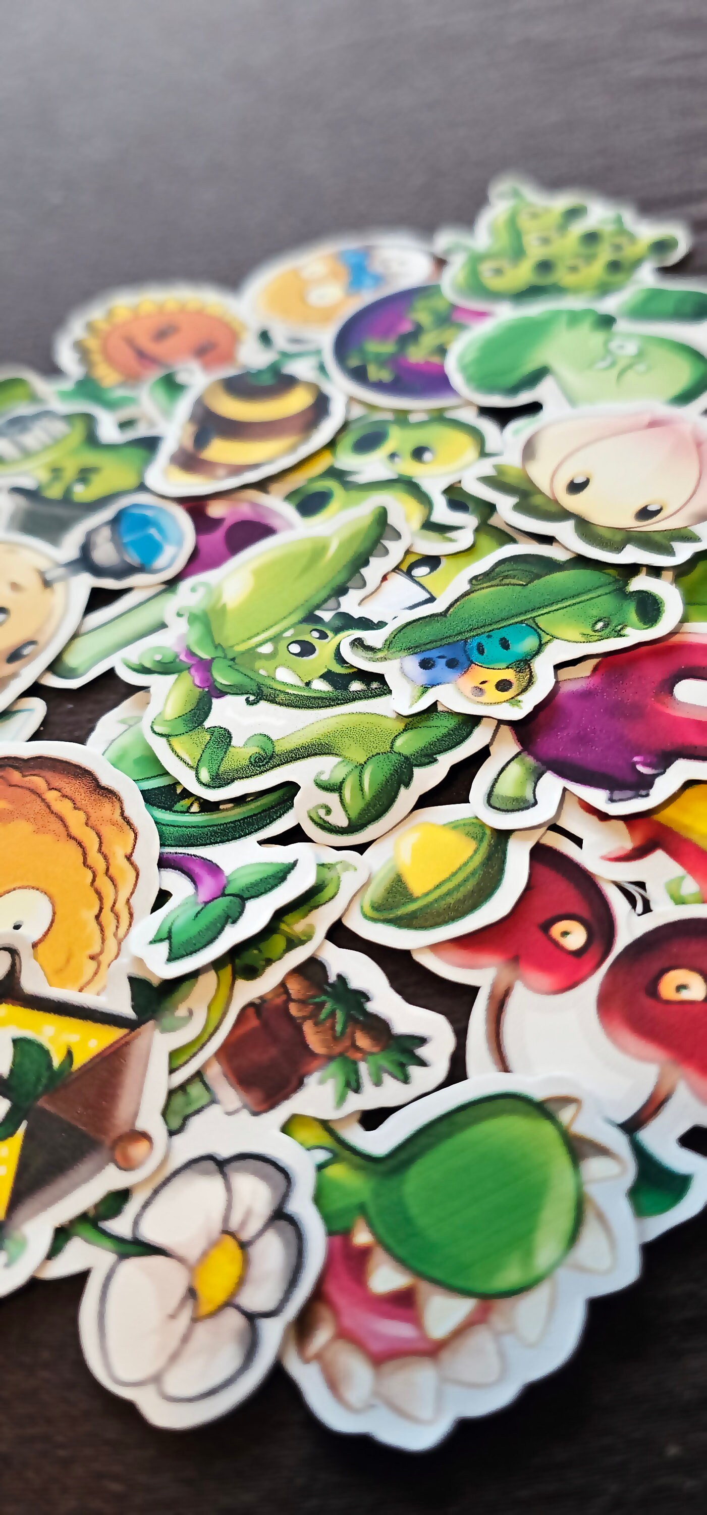 Plants Vs Zombies Stickers, Plants Only Pack of 32, Stickers for Kids ...