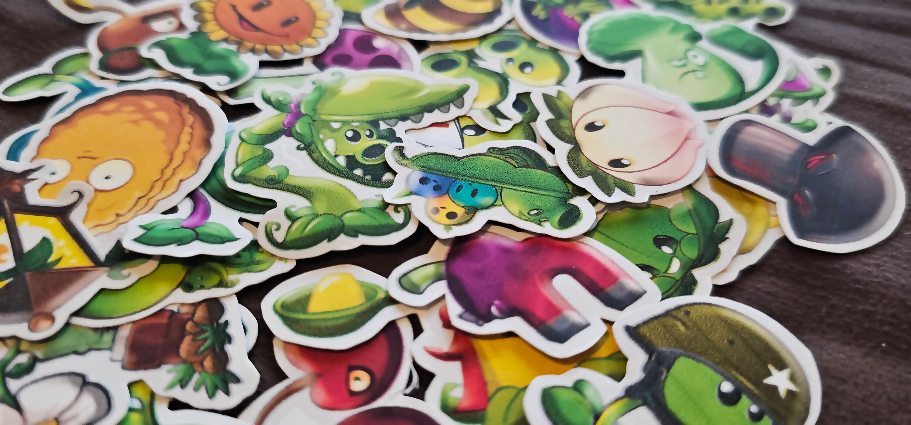 Plants Vs Zombies Stickers, Plants Only Pack of 32, Stickers for Kids ...