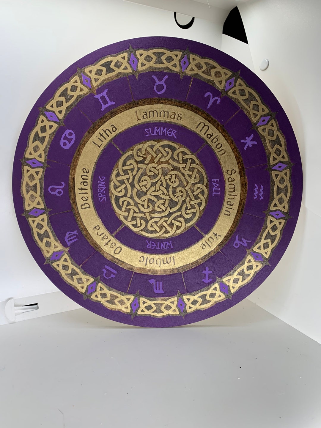 Royal Celtic Knot Wheel of the Year Free Shipping - Etsy