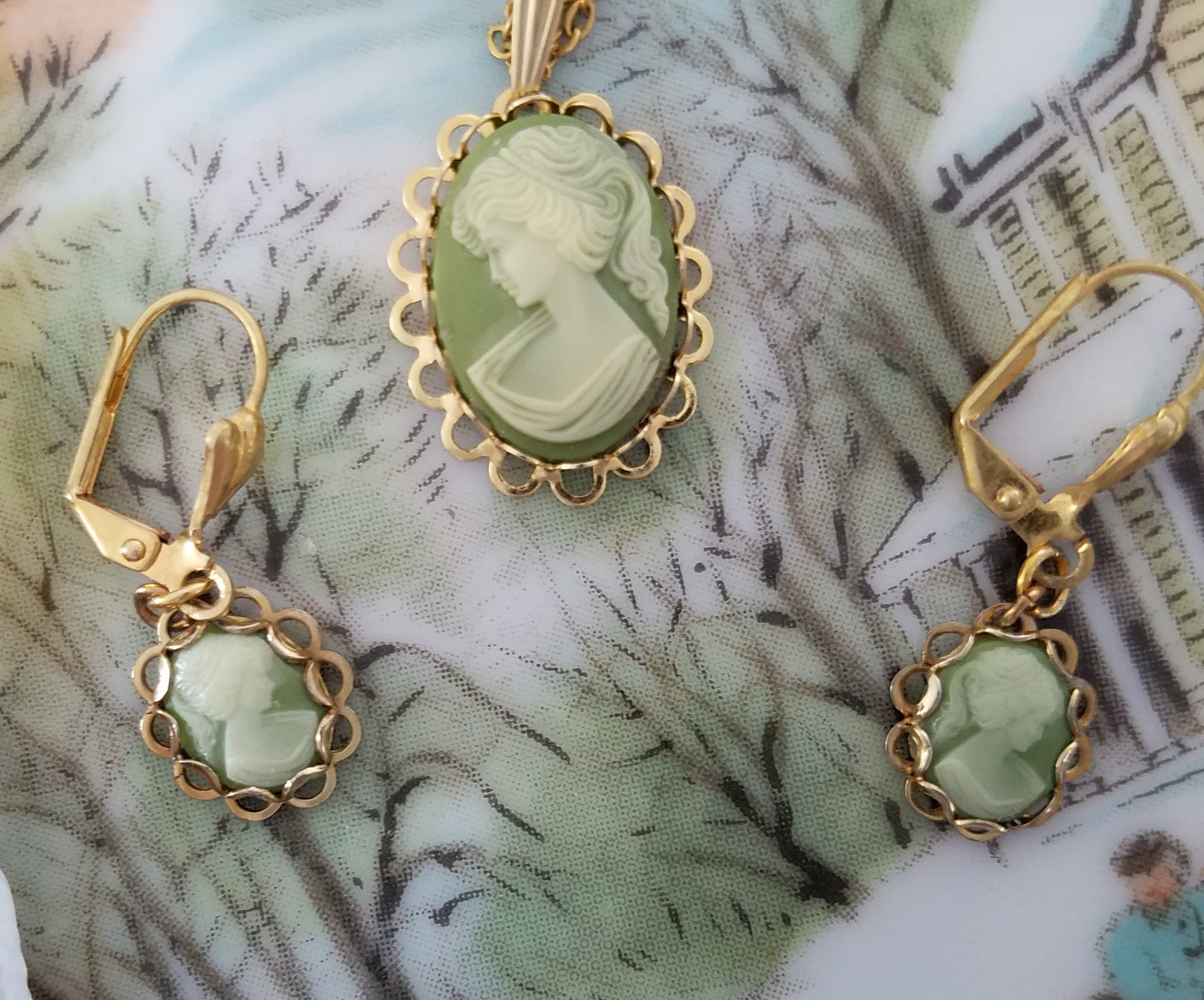 Victorian cameo jewelry store