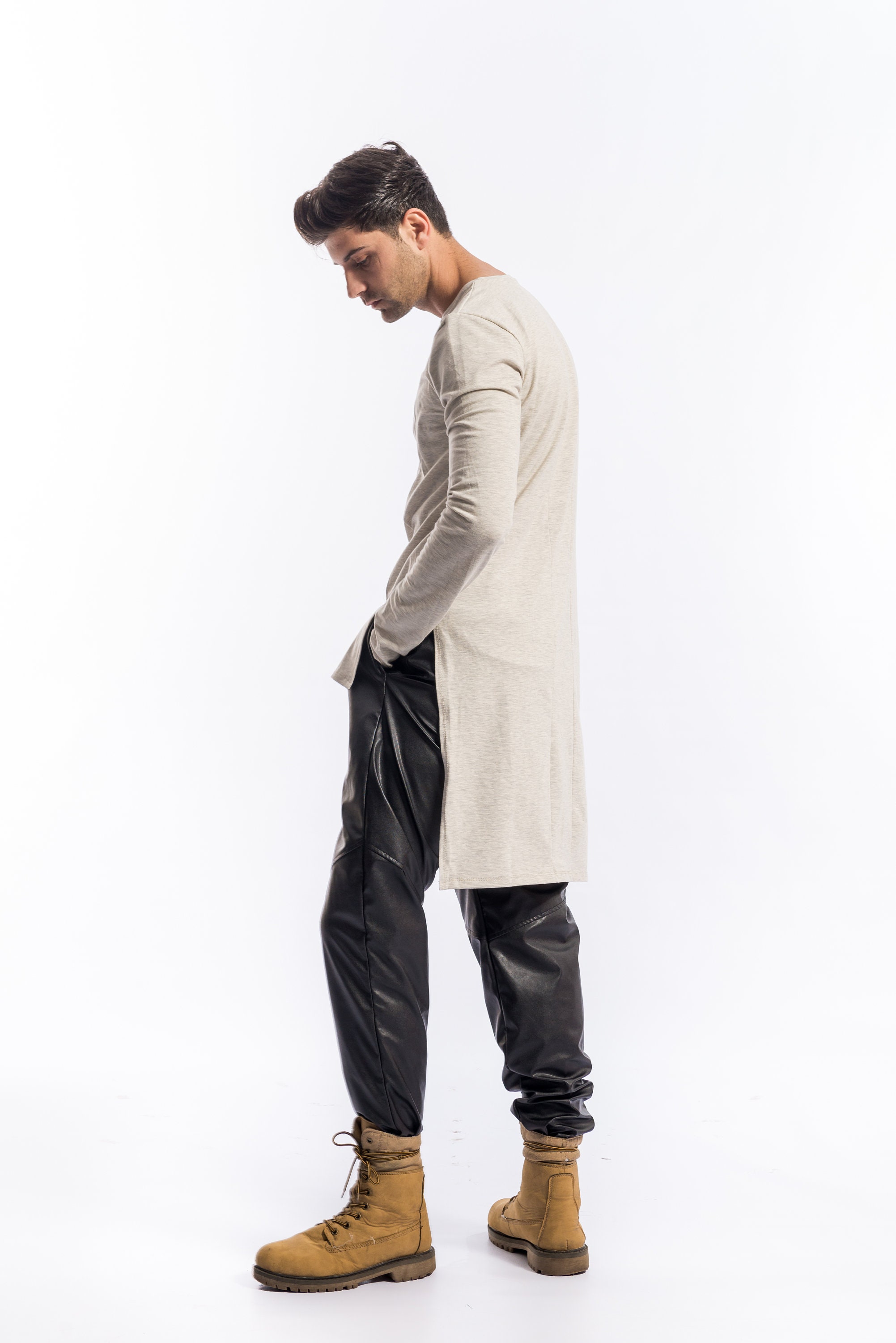 Men's Longline T-shirt / Side Slit T-shirt With Thumbholes / Gray ...