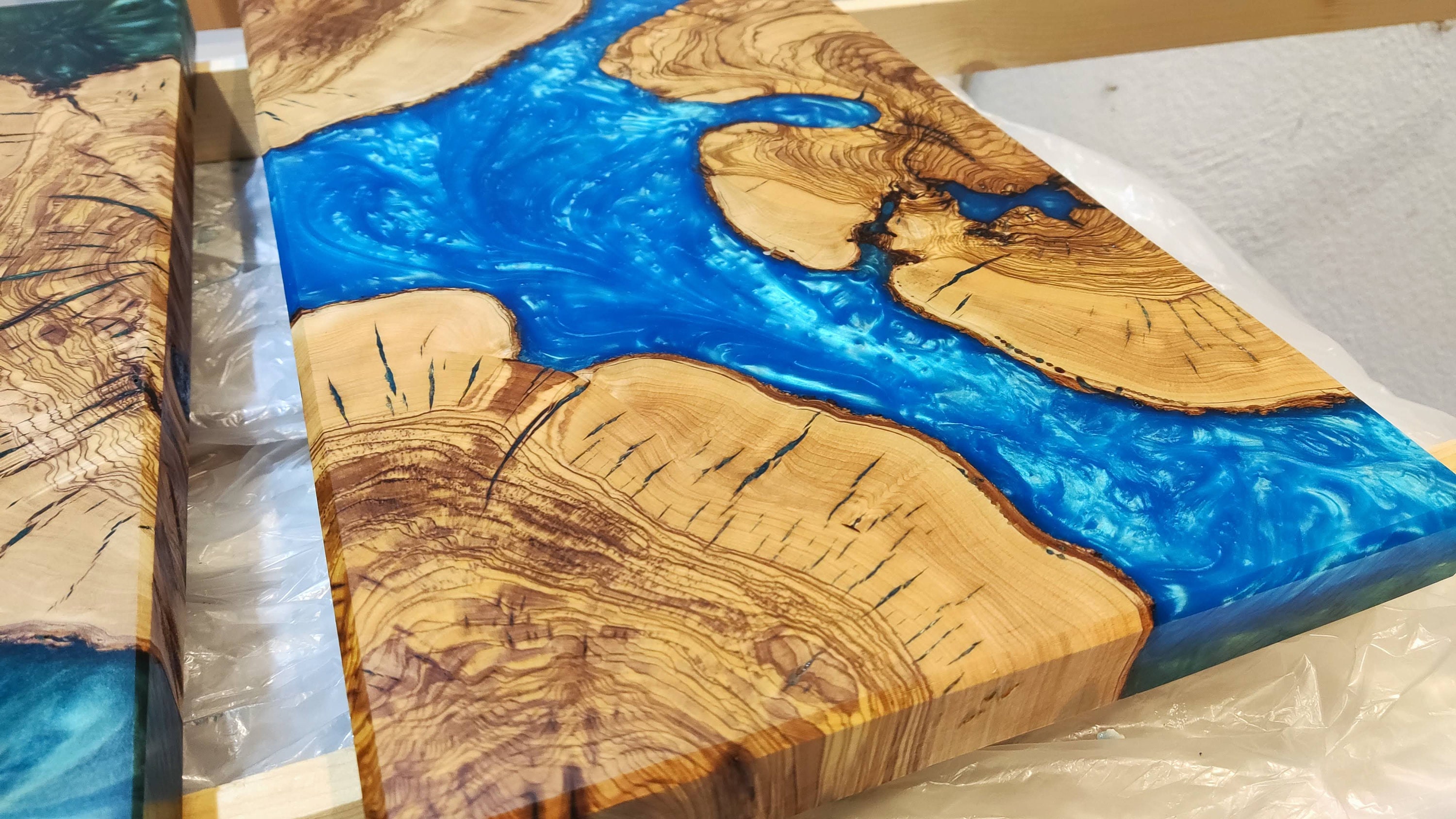 Epoxy River Cutting Board, Resin Charcuterie Board, Resin Serving Board ...