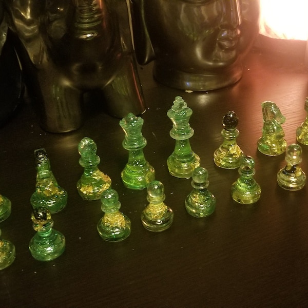 Crystal Chess Set - Etsy
