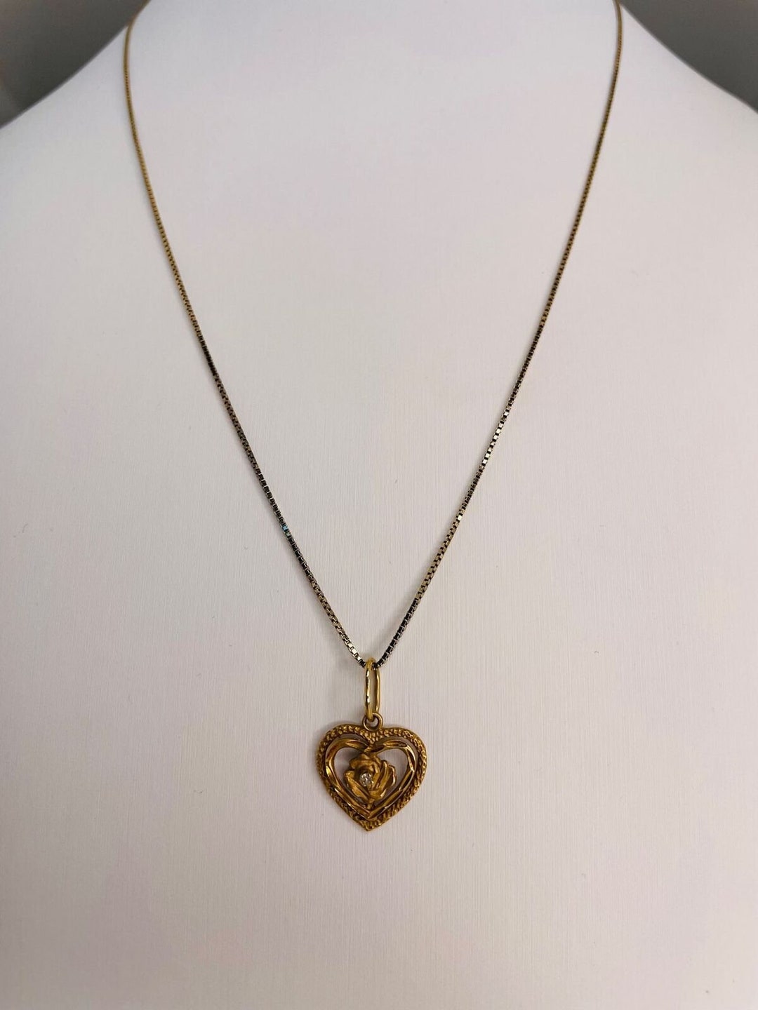 Vintage 10ct Gold Textured Heart Pendant on Fine Box Link - Etsy