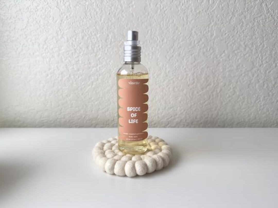 Amber Wood Body Mist Aromatherapy Spray Spicy Fragrance Blend Clean ...