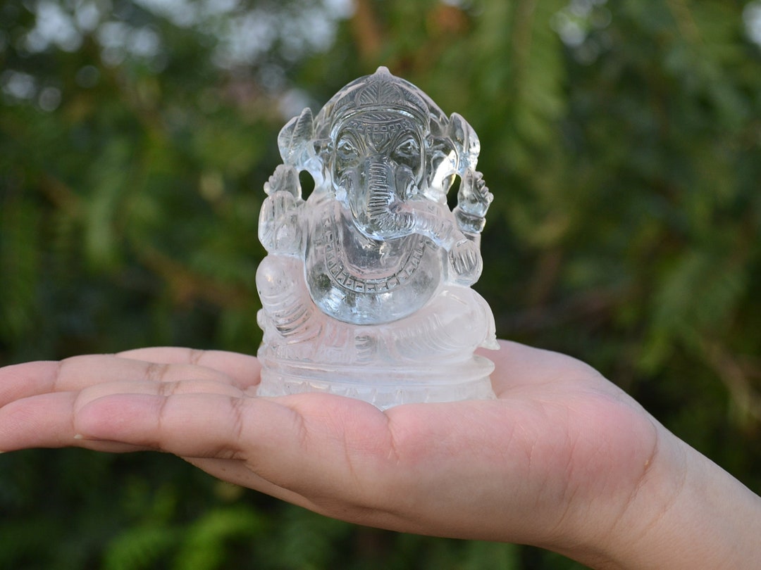Clear Quartz Ganesh | Lord Ganesh Hand Carved in Himalayan Quartz ...