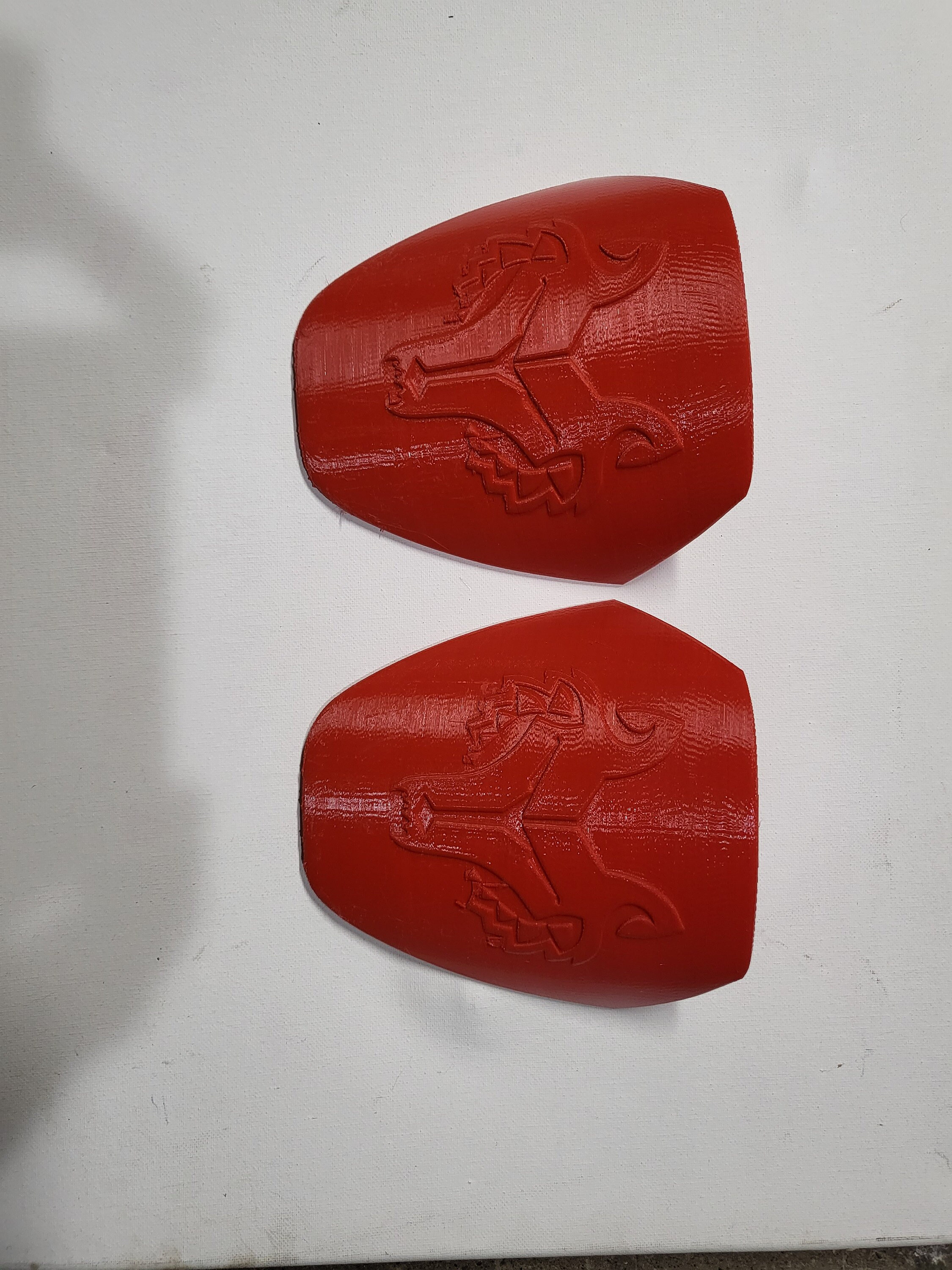 Wolf Emblem Pauldron - Etsy