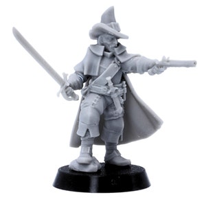 Fantasy Witch Hunter With Sword - Resin Wargames Dungeons and Dragons ...