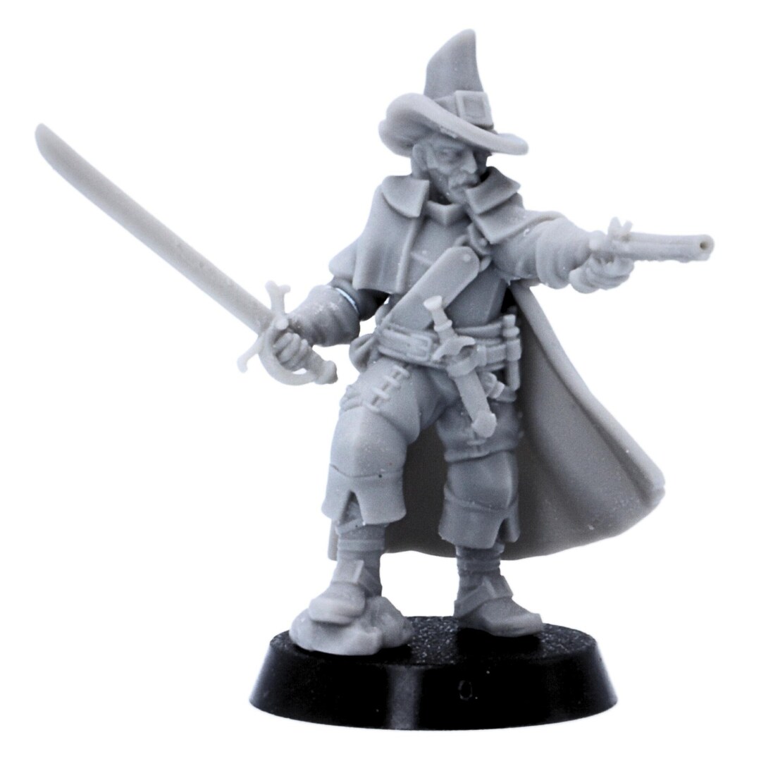 Fantasy Witch Hunter With Sword - Resin Wargames Dungeons and Dragons ...