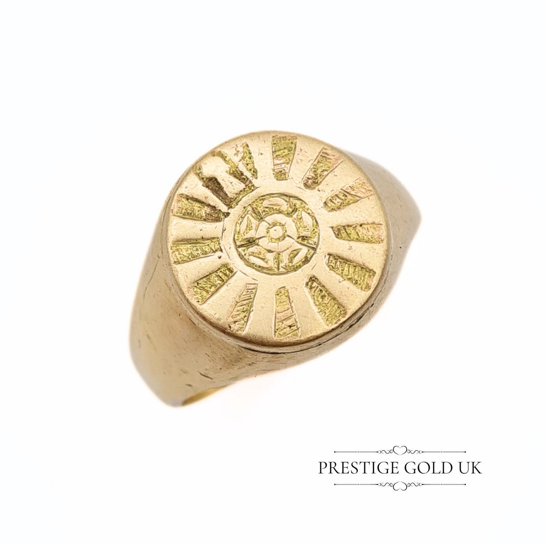 Vintage Large Gold Signet Ring 9ct - Engraved Round Pattern Signet Ring ...