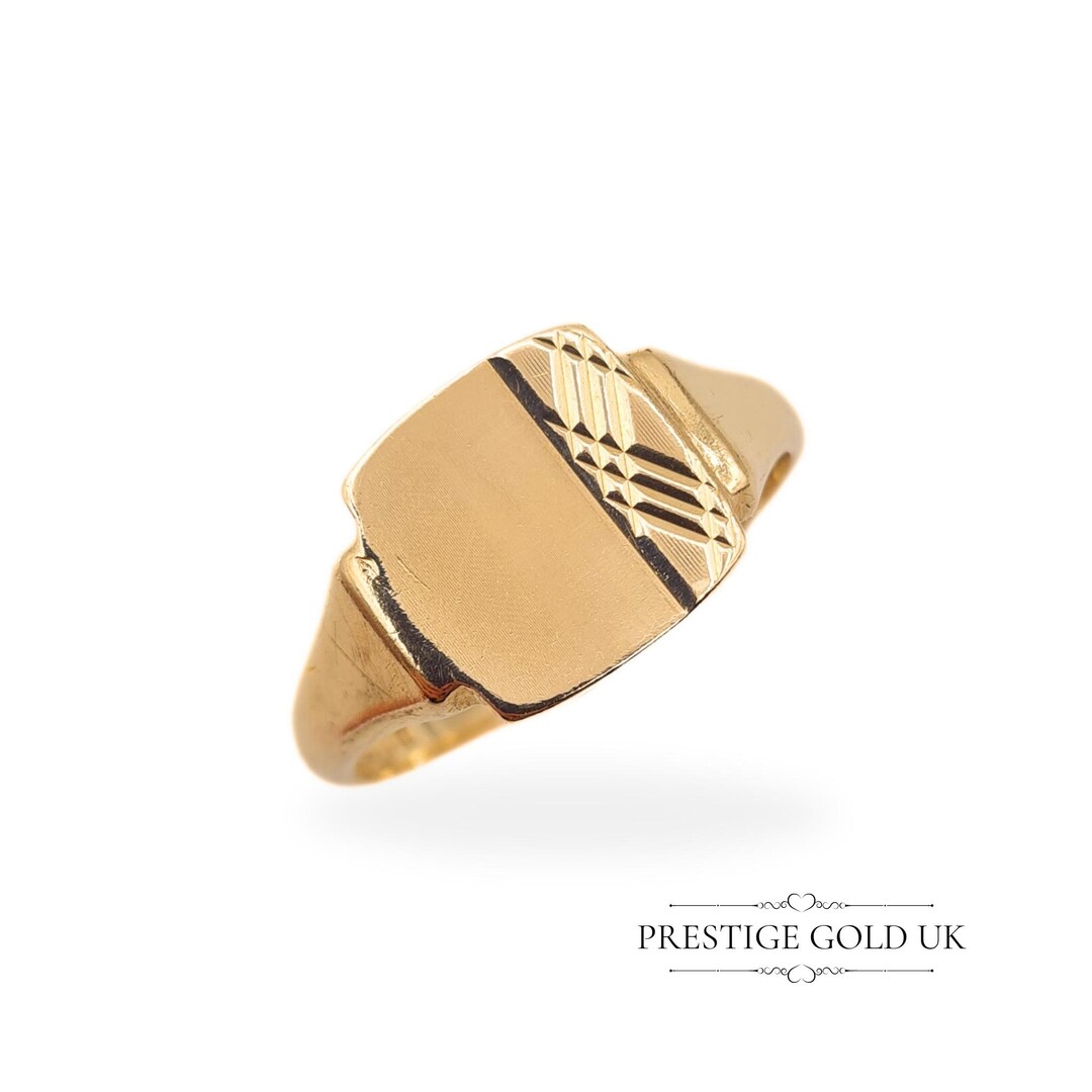 Large Gold Signet Ring 9ct - 1970's Engraved Cross Hatch Pattern Signet ...