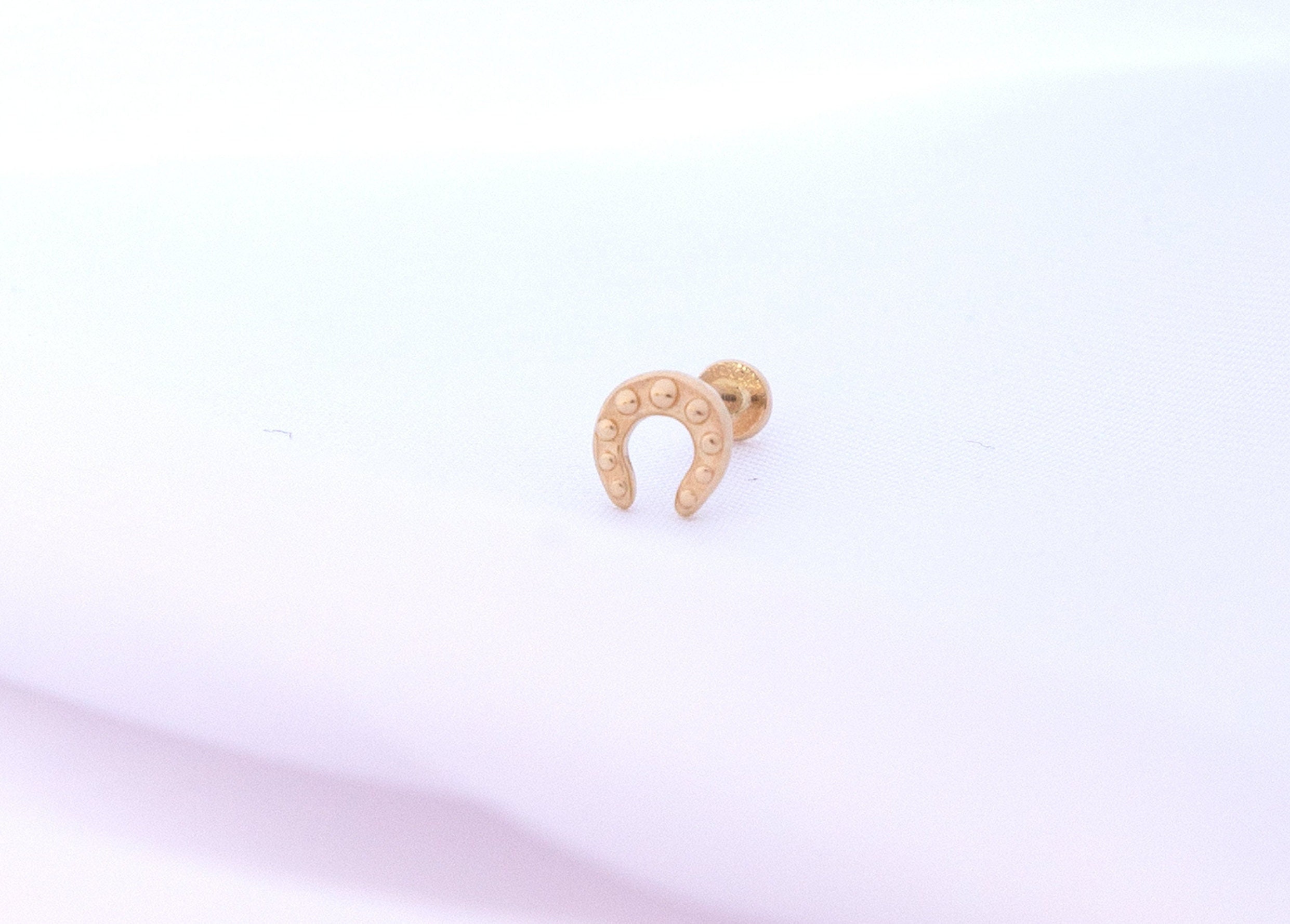 14k Solid Gold Horseshoe Threadless Piercing (18G) - Etsy