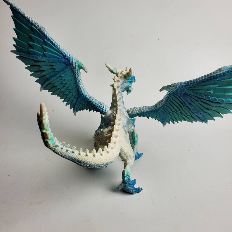 Schleich Bayala Ice Hunter Dragon Figure, D-73527 With Posable Wings ...