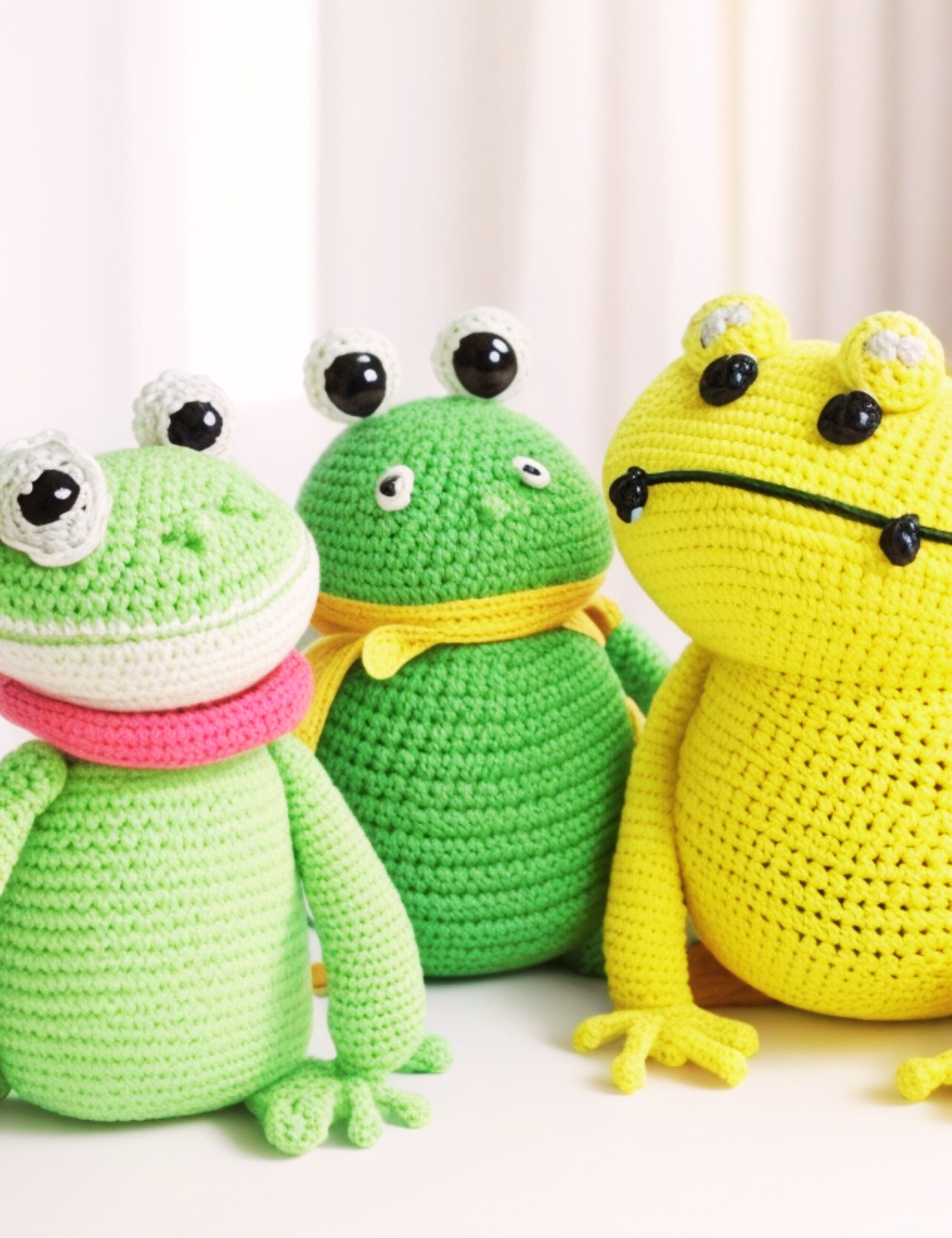 Crochet Leggy Froggy Pattern - Etsy