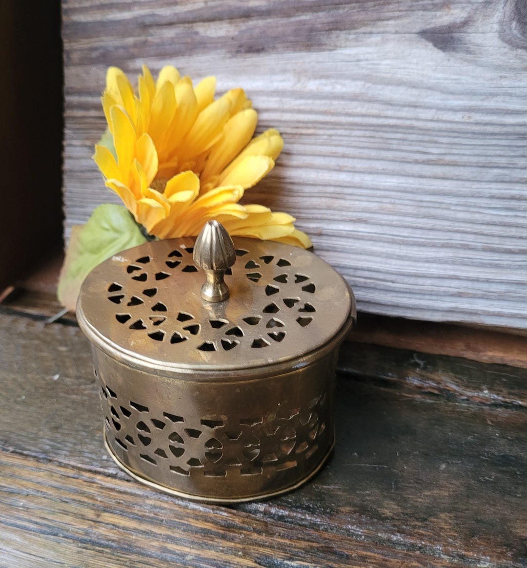 Vintage Pierced Brass Box With Lid - Etsy