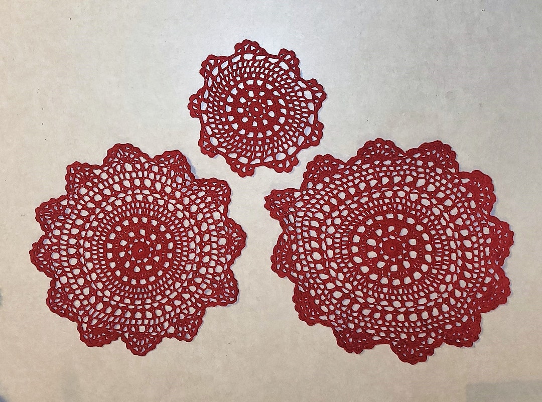 Vintage Handmade Red Doilies | Set of 3 | Christmas Red - Etsy
