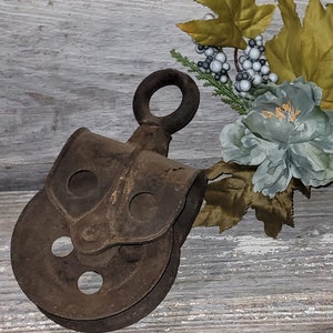 Well Pulley - Etsy