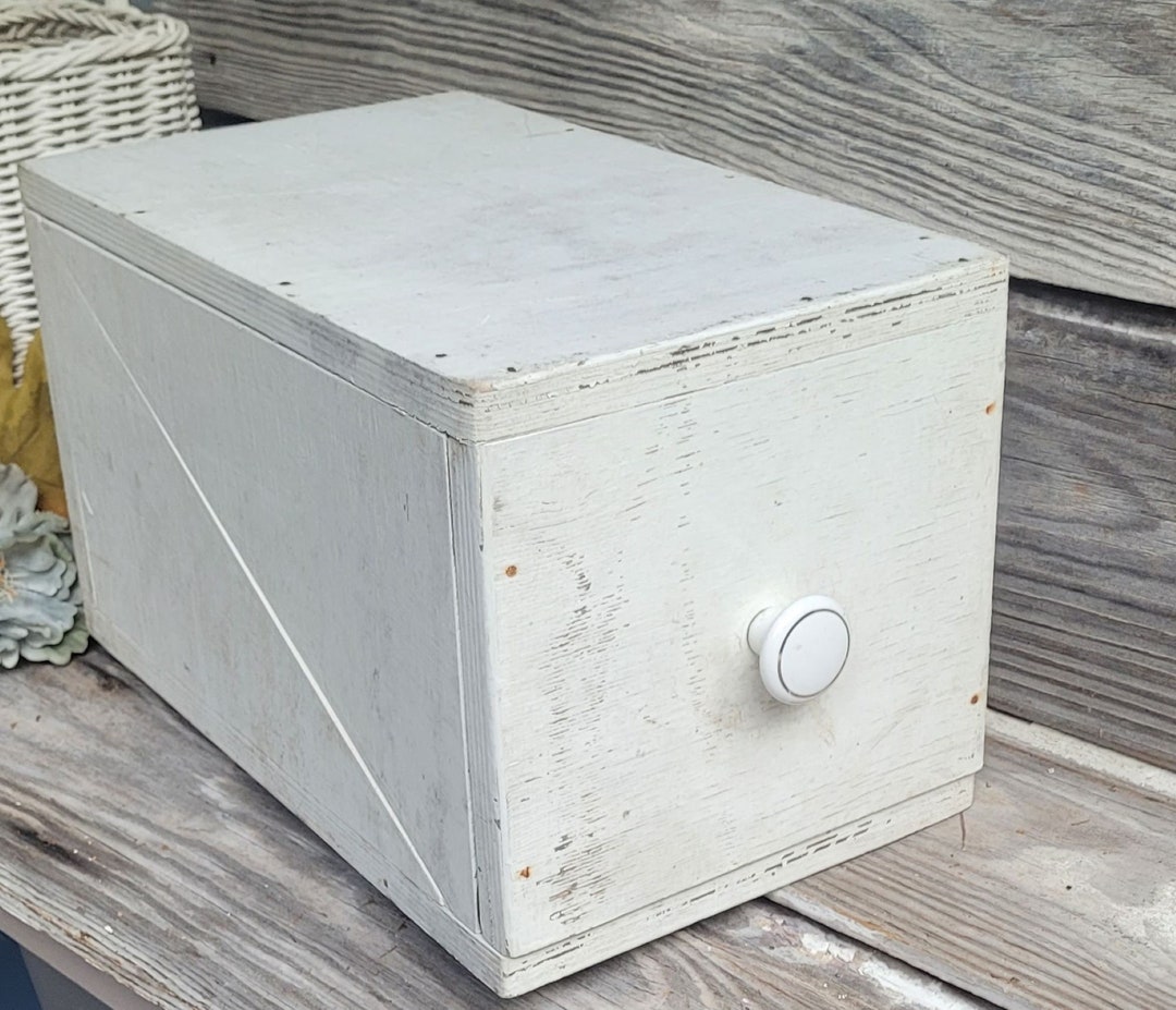 Vintage Chippy Wood Bread Box | Potato Bin | Hinged Box W Knob - Etsy