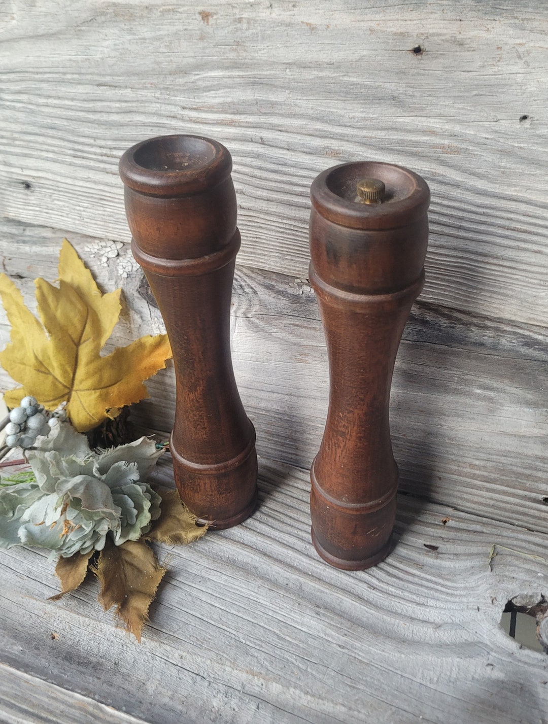Vintage MCM Wood Salt Shaker Pepper Grinder | Retro Shaker Set - Etsy