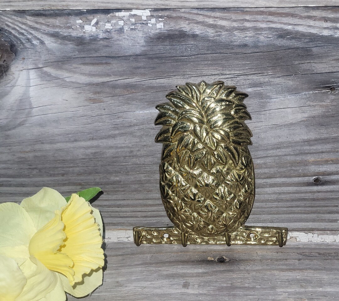 Vintage Brass Pineapple Key Holder Wall Hanging - Etsy