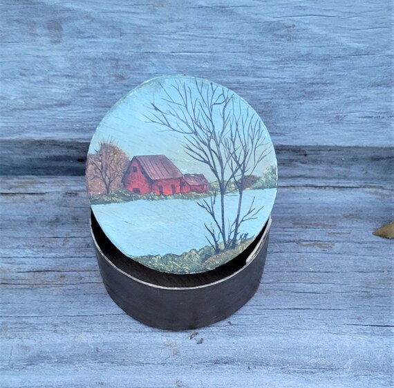 Adorable small hand painted cheese box for trinkets o… - Gem