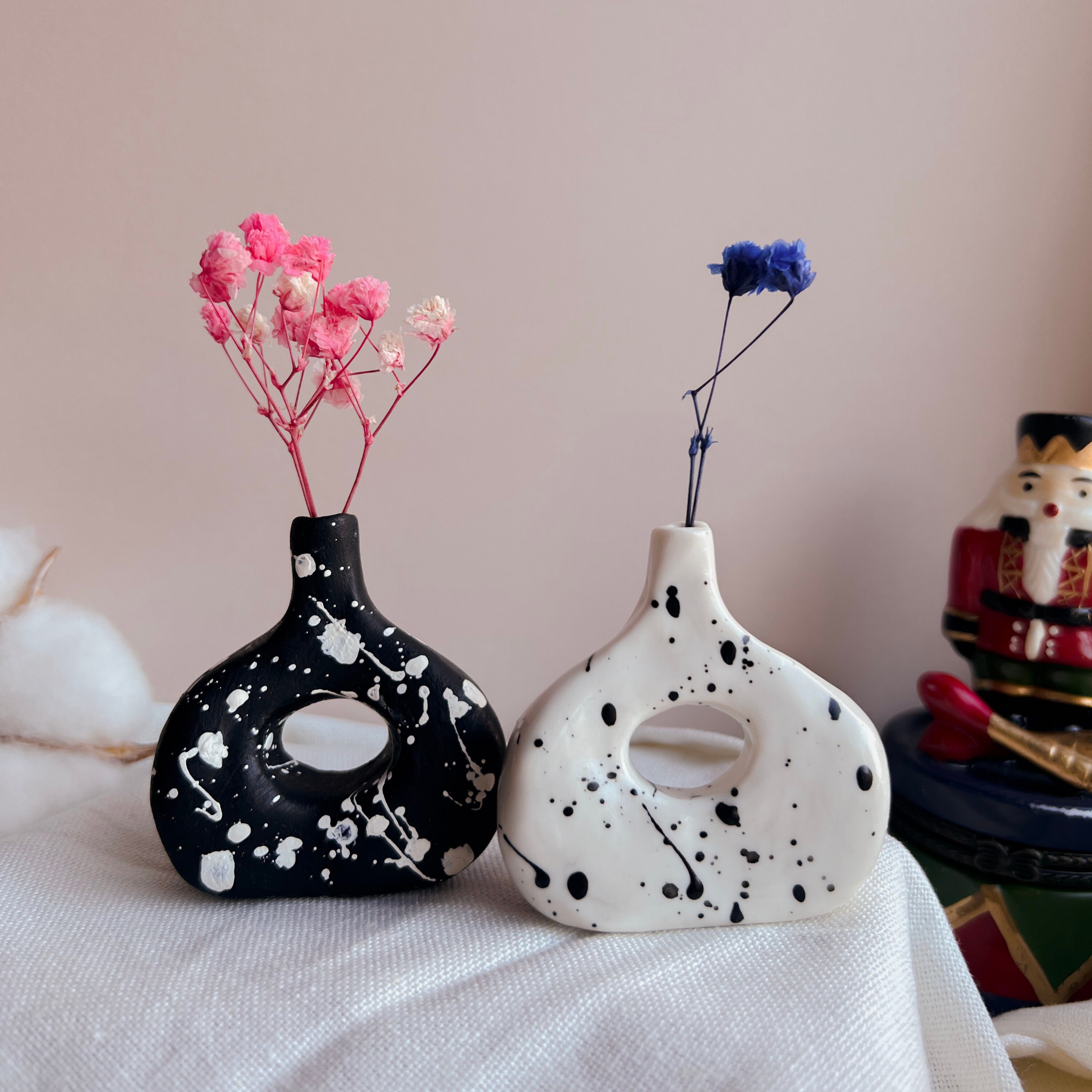 Abstract Tiny Vases / Modern Tiny Vase / Mini Birthday Gift / | Etsy