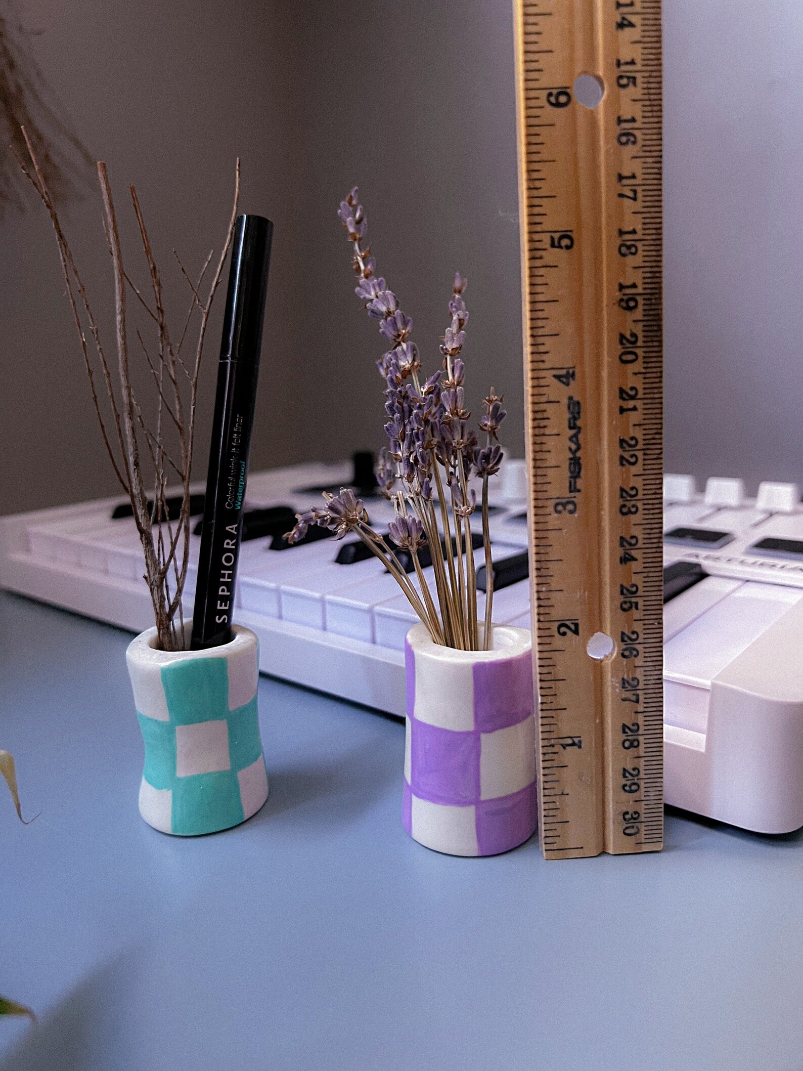 Checkered Tiny Vase / Handpainted Retro Mini Vase / Aesthetic Room ...