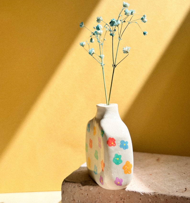 Flower Tiny Vase / Funky Retro Design / Mini Birthday Gift / Modern ...