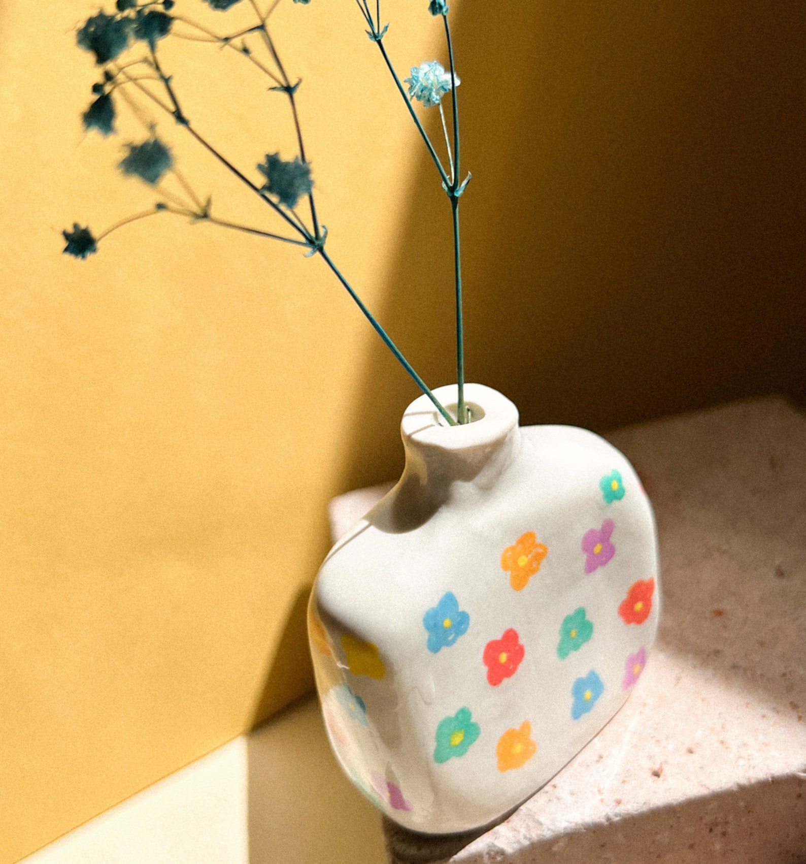 Flower Tiny Vase / Funky Retro Design / Mini Birthday Gift / Modern ...
