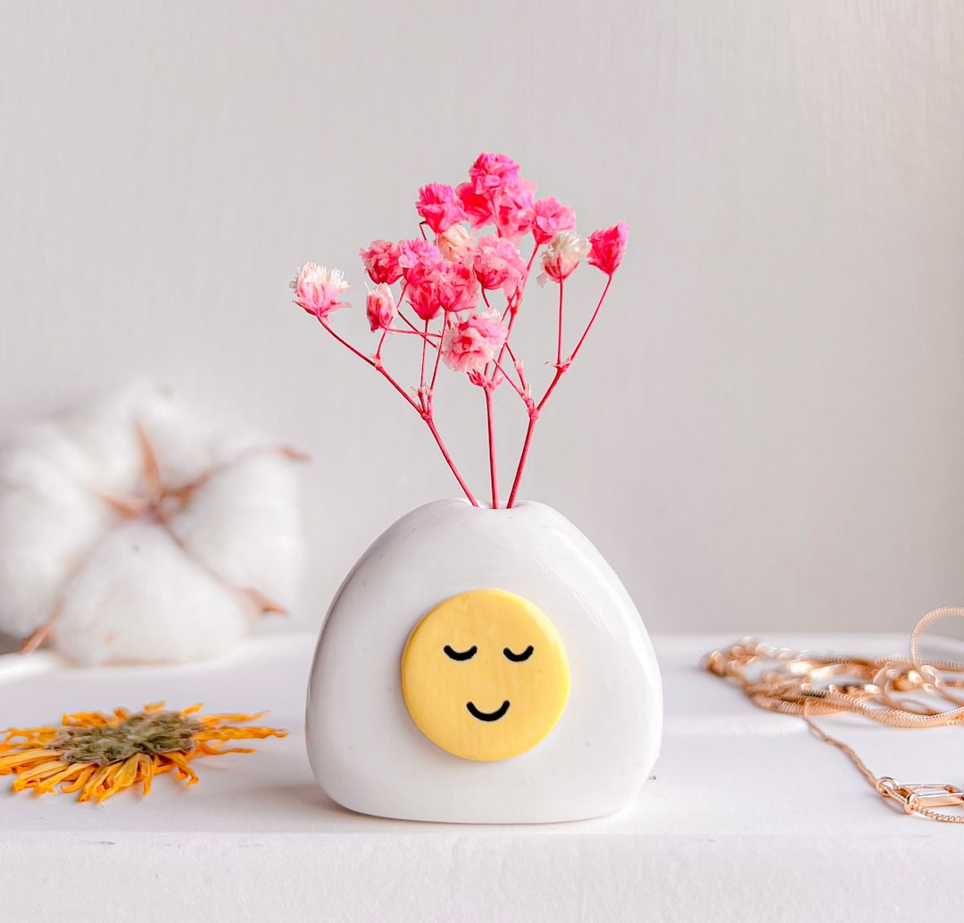 Happy Face Tiny Vase / Tiny Mini Vase / Smiley Face Mini Vase / Cool ...