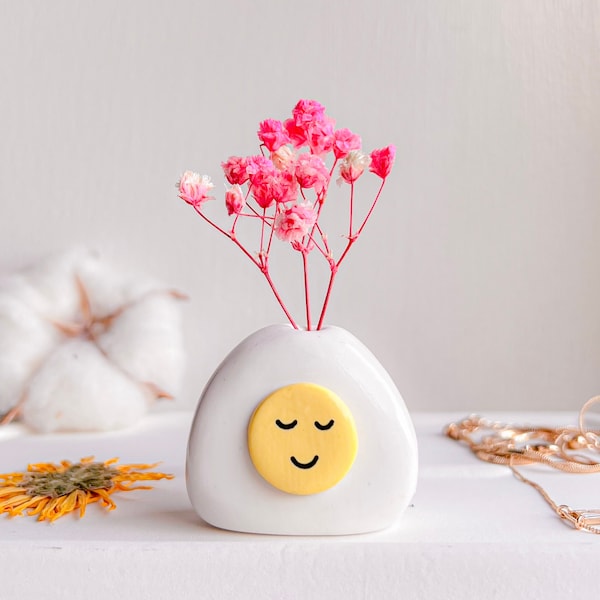 Happy Vases - Etsy