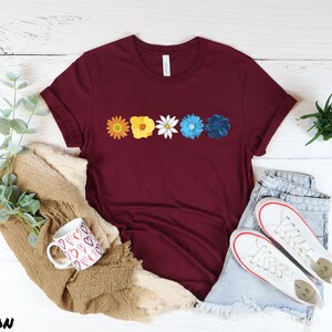 Aroace Flower T Shirt, Floral Aro Ace Flag, Aromantic Asexual Gift ...