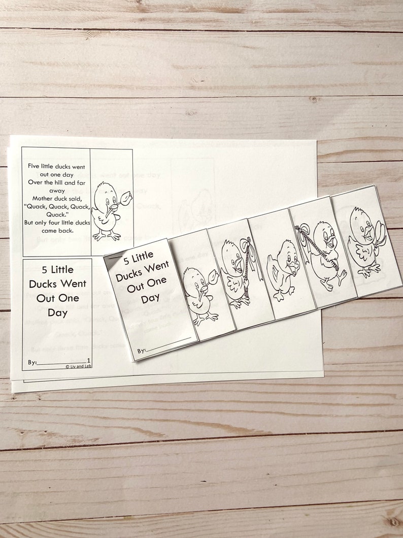 5 Little Ducks Interactive Book and Fingr Puppet - Etsy