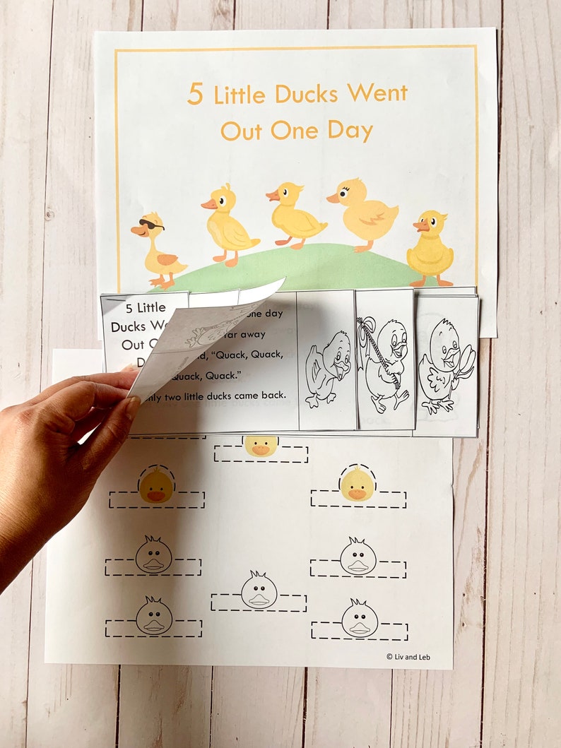 5 Little Ducks Interactive Book and Fingr Puppet - Etsy