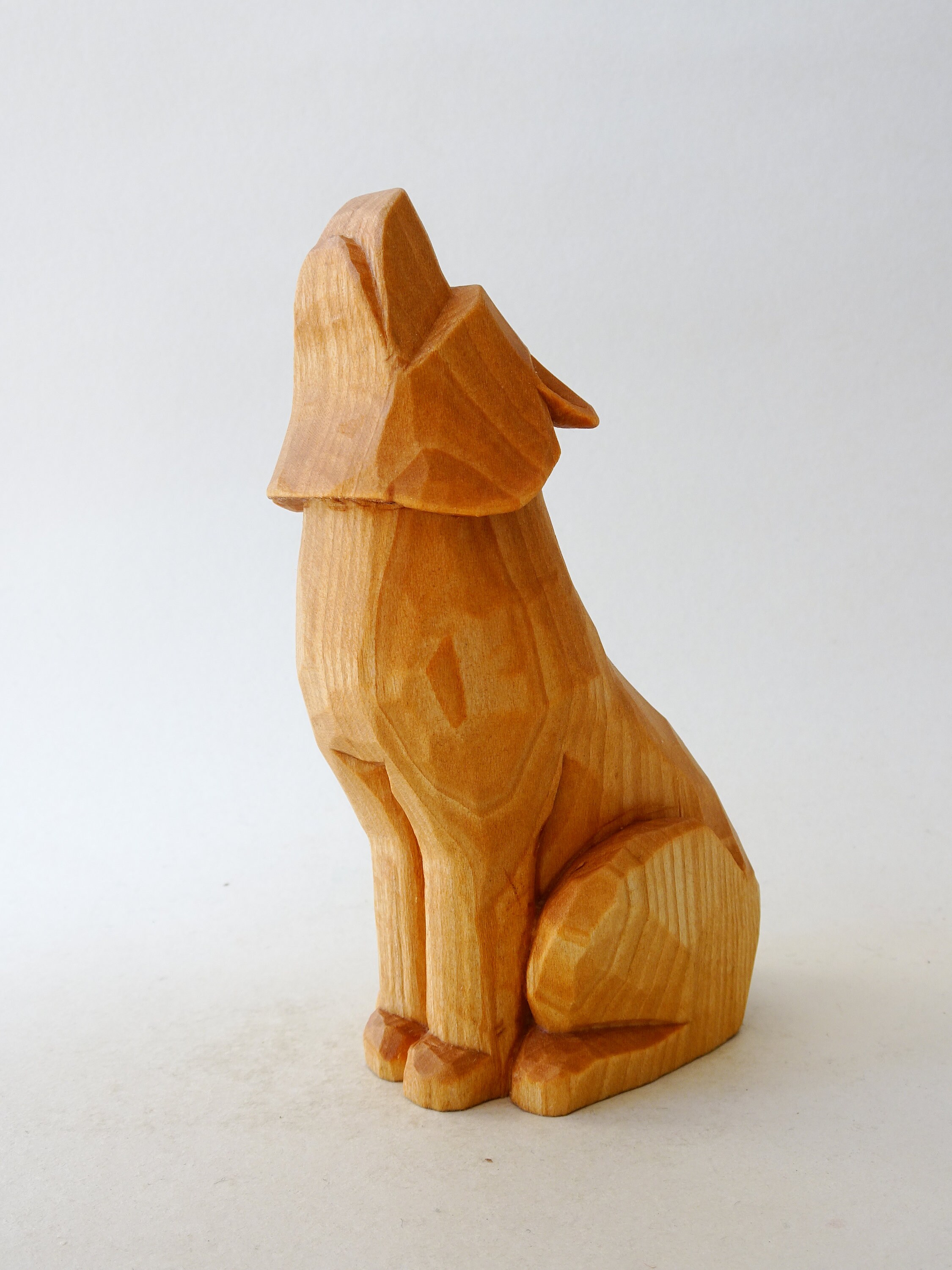 Wood Carving - Hand Carved Figure of A Howling Wolf - Home Decoration ...