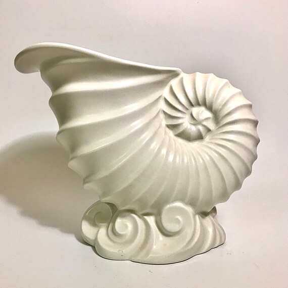 Vintage White Beswick Nautilus Shell Vase - Etsy